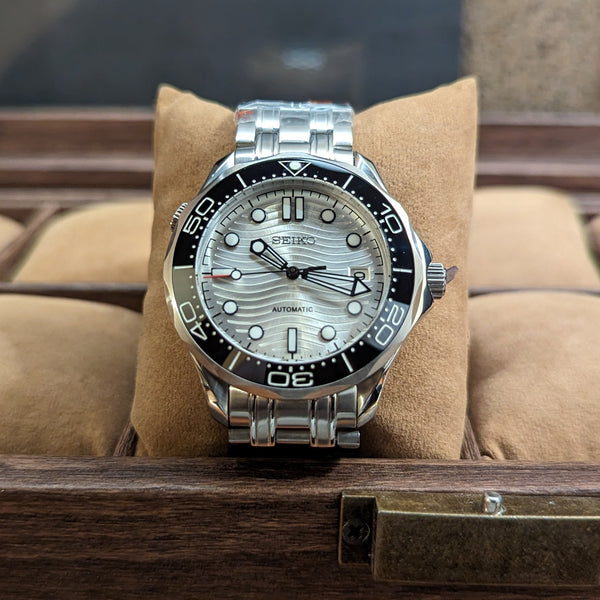 Seamaster 300 Homage – White Dial – PS Watch Mods