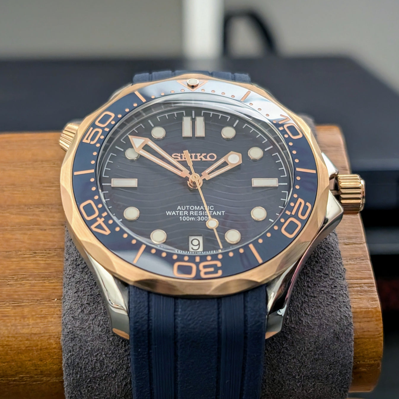 Seamaster 300 Rose Gold Homage – PS Watch Mods